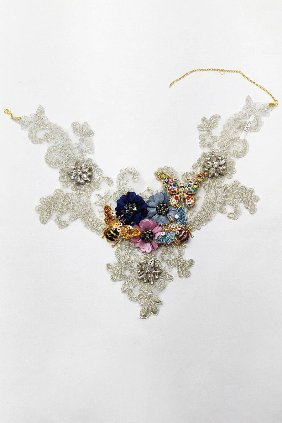 Queen Victoria Crystal Necklace | Floral Brooch | Gold Chain ...