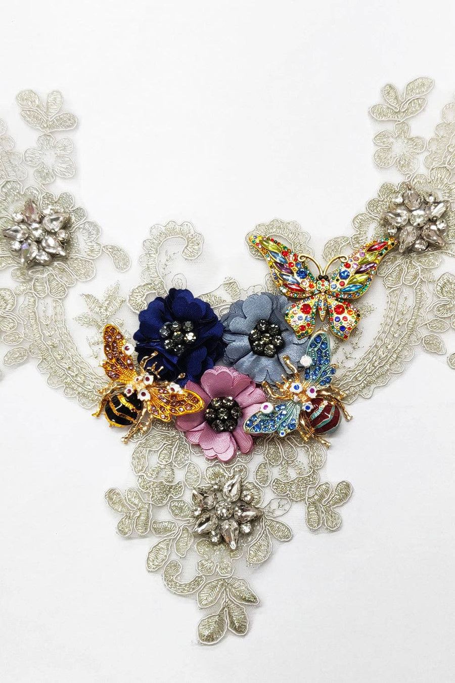 Queen Victoria Crystal Necklace | Floral Brooch | Gold Chain ...